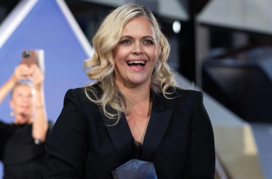 Taryn Brumfitt Shines a Light on Body Acceptance